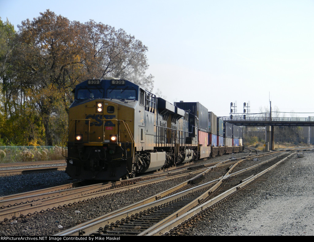 CSX 939